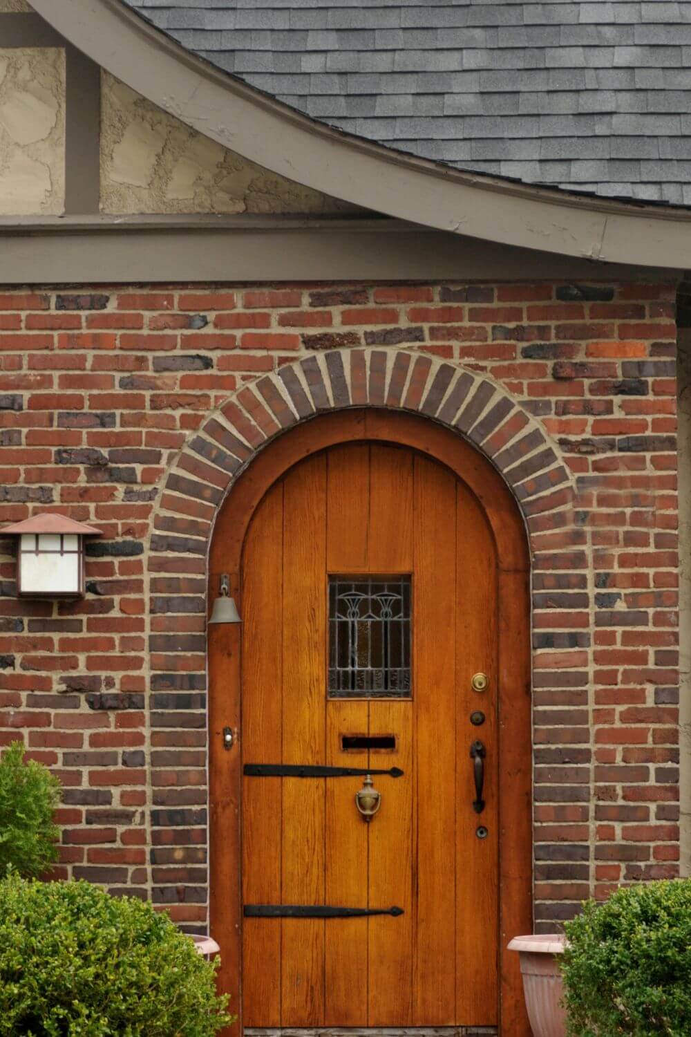 40+ Stunning Front Door Color Ideas For Red Brick House