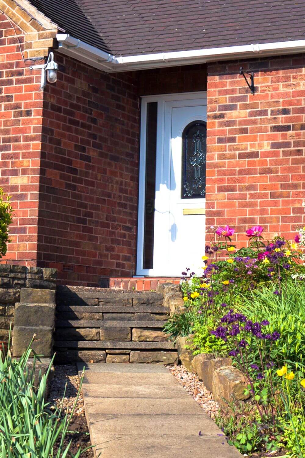 40+ Stunning Front Door Color Ideas For Red Brick House