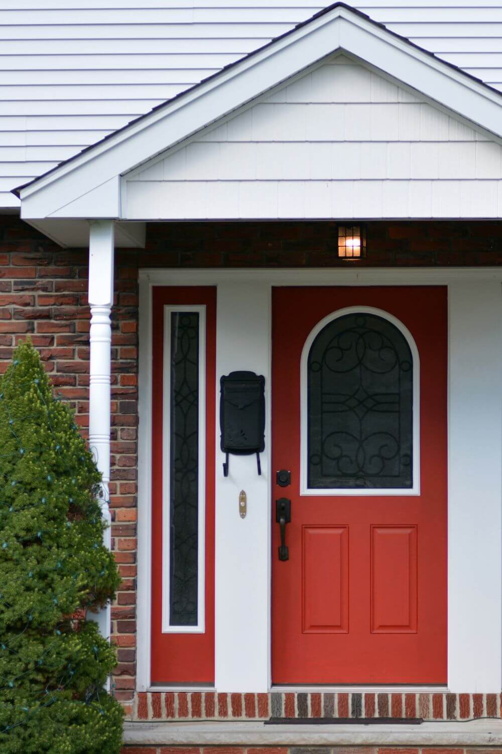 40+ Stunning Front Door Color Ideas For Red Brick House