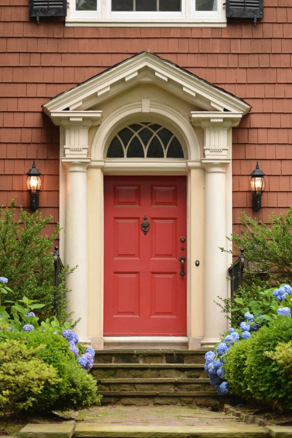 40+ Stunning Front Door Color Ideas For Red Brick House
