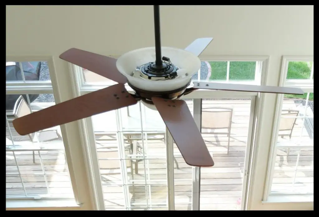 5 Best Ceiling Fans for Vaulted Ceilings (Recommendations)