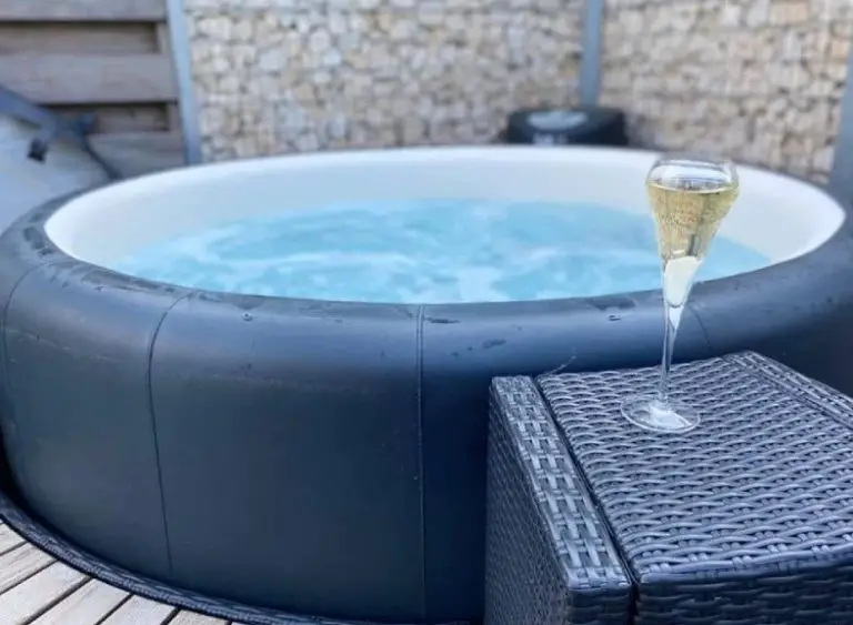 110 Vs 220 Hot Tub What Are The Differences 110-vs-220-hot-tub-what-are-the-differences