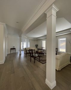 12 Creative Ideas For Decorating Columns In The Living Room - MaterialSix