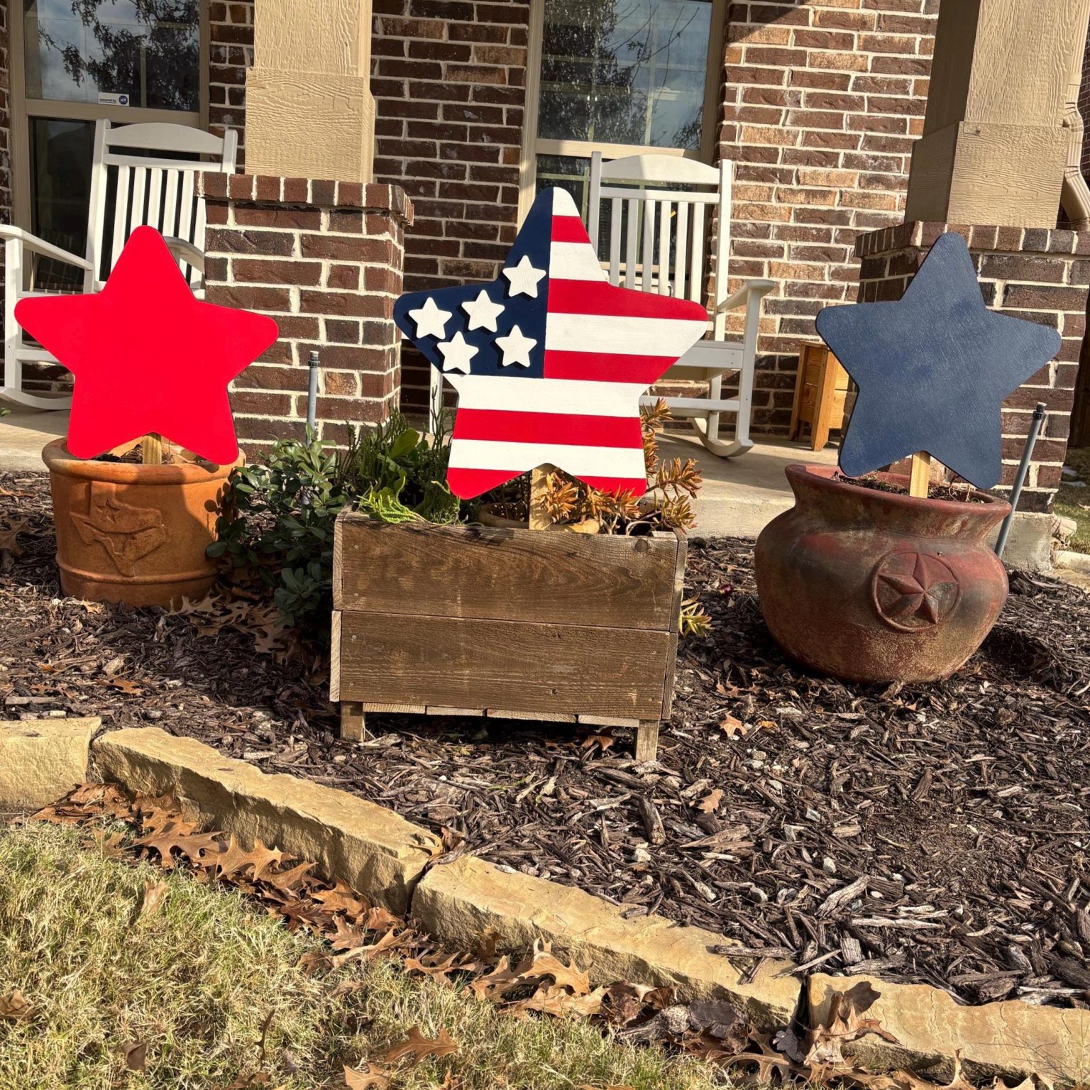 30+ Stunning DIY 4th of July Outdoor Decorations - MaterialSix